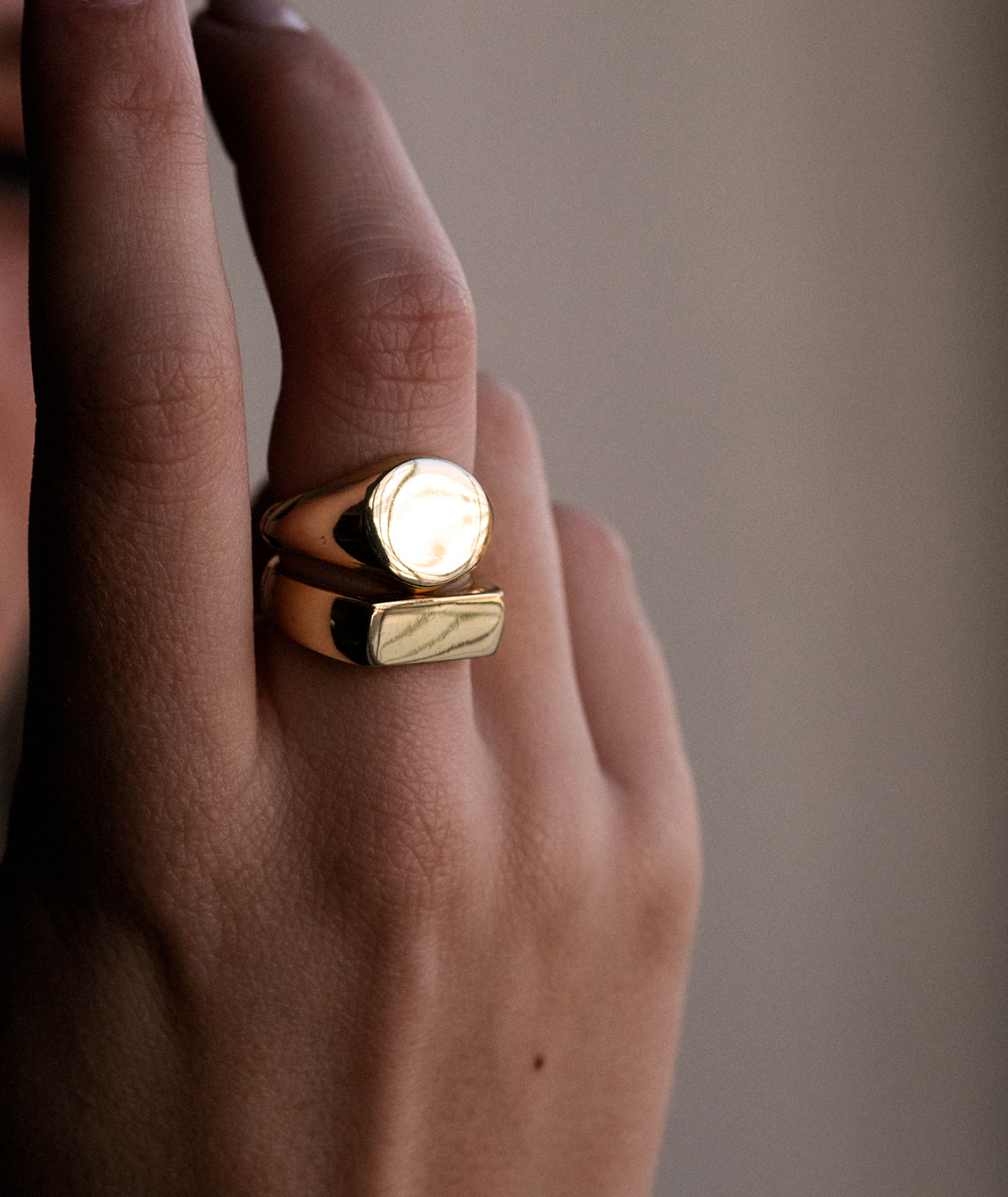 Dean Ring - ΚΟΣΜΗΜΑΤΑ